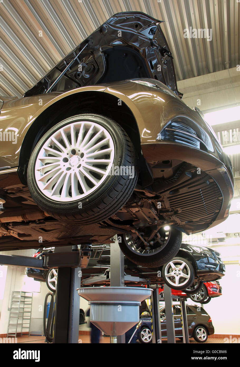 Defect repair hi-res stock photography and images - Alamy