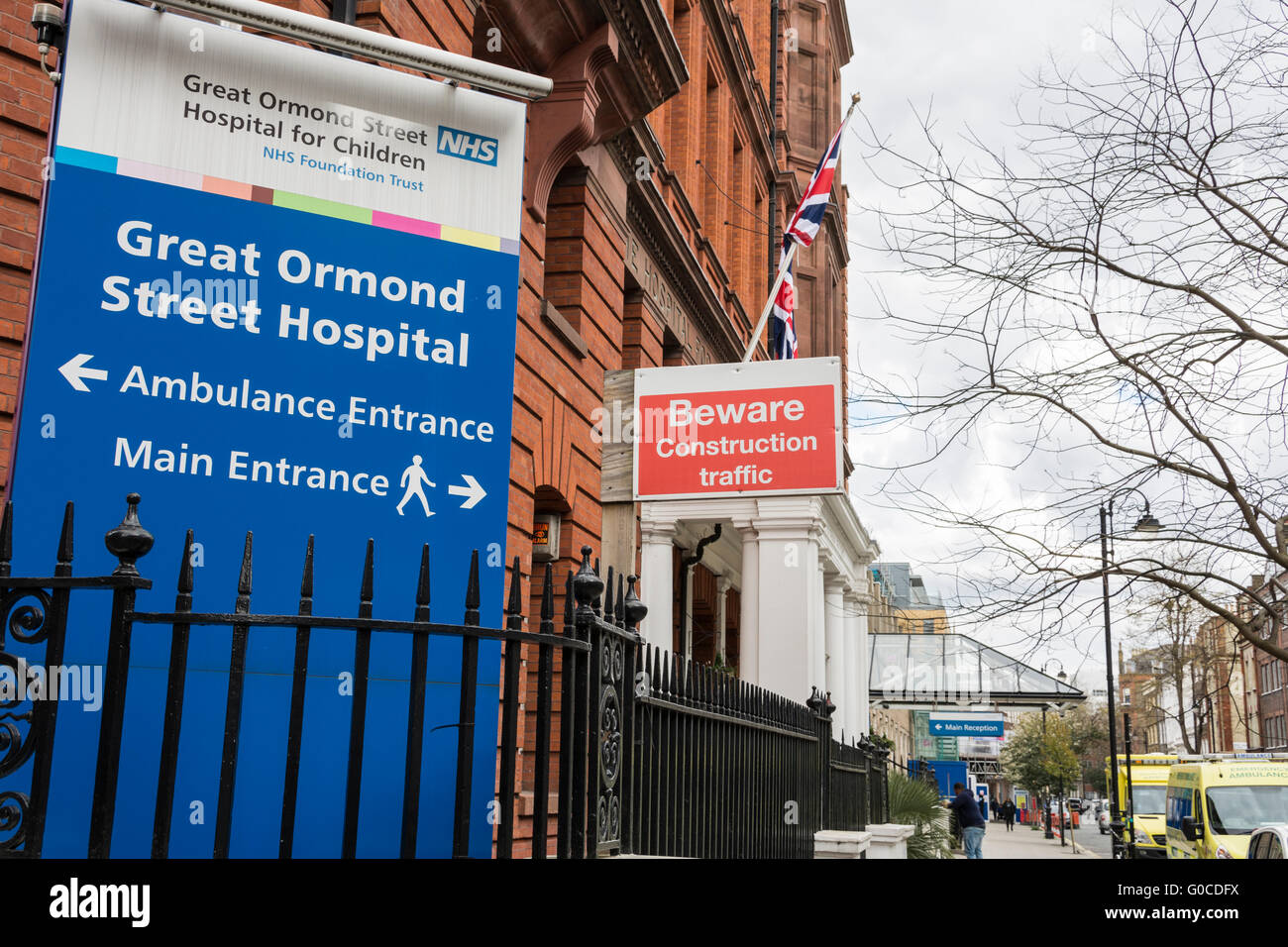 Entrance to Great Ormond Street Hospital, London, UK Stock Photo - Alamy