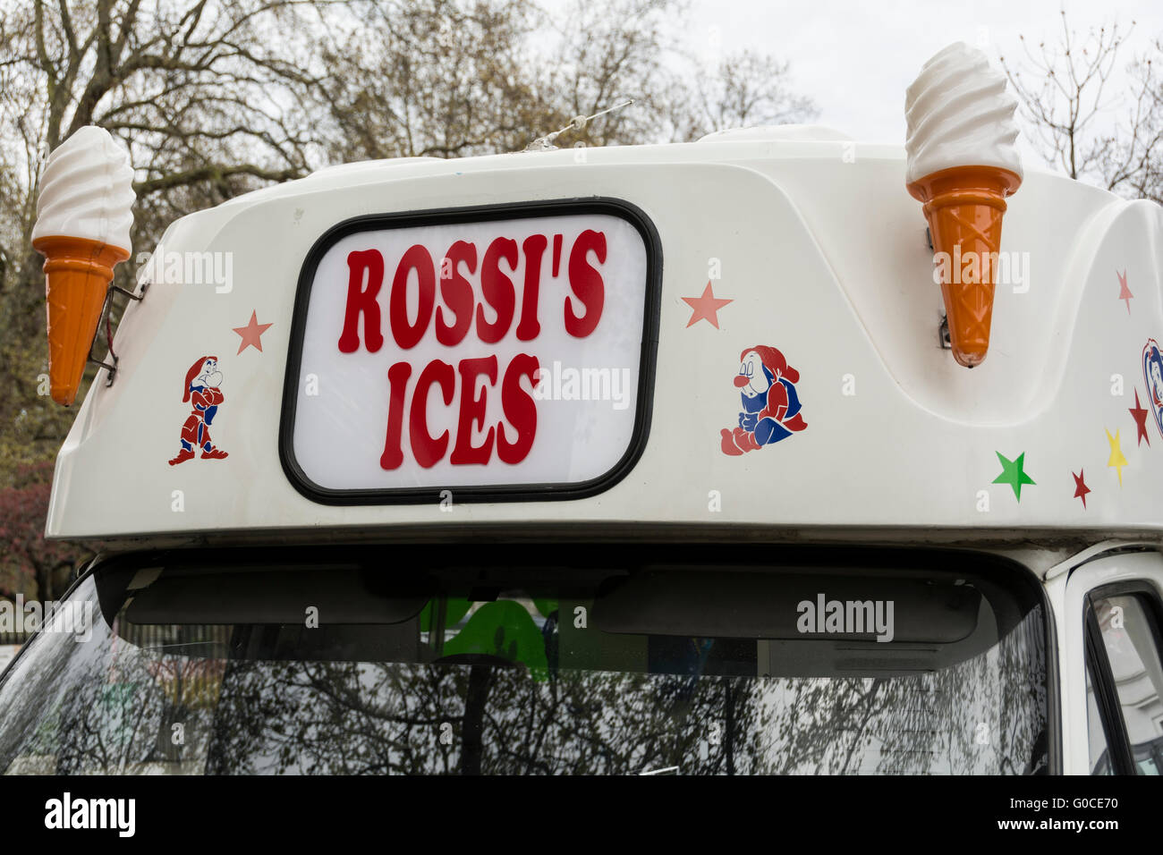 Italian ice cream van hi-res stock photography and images - Alamy