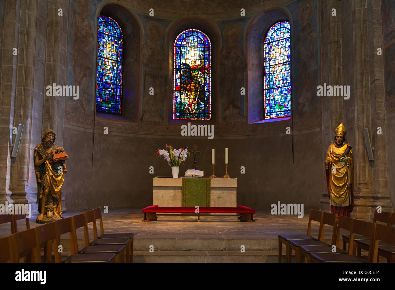 Ancient fresco and statues inside the Brunswick cathedral in ...