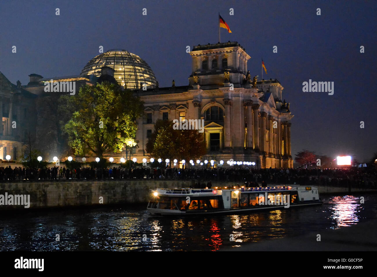 25th anniversary of the fall of Berlin Wall Stock Photo - Alamy