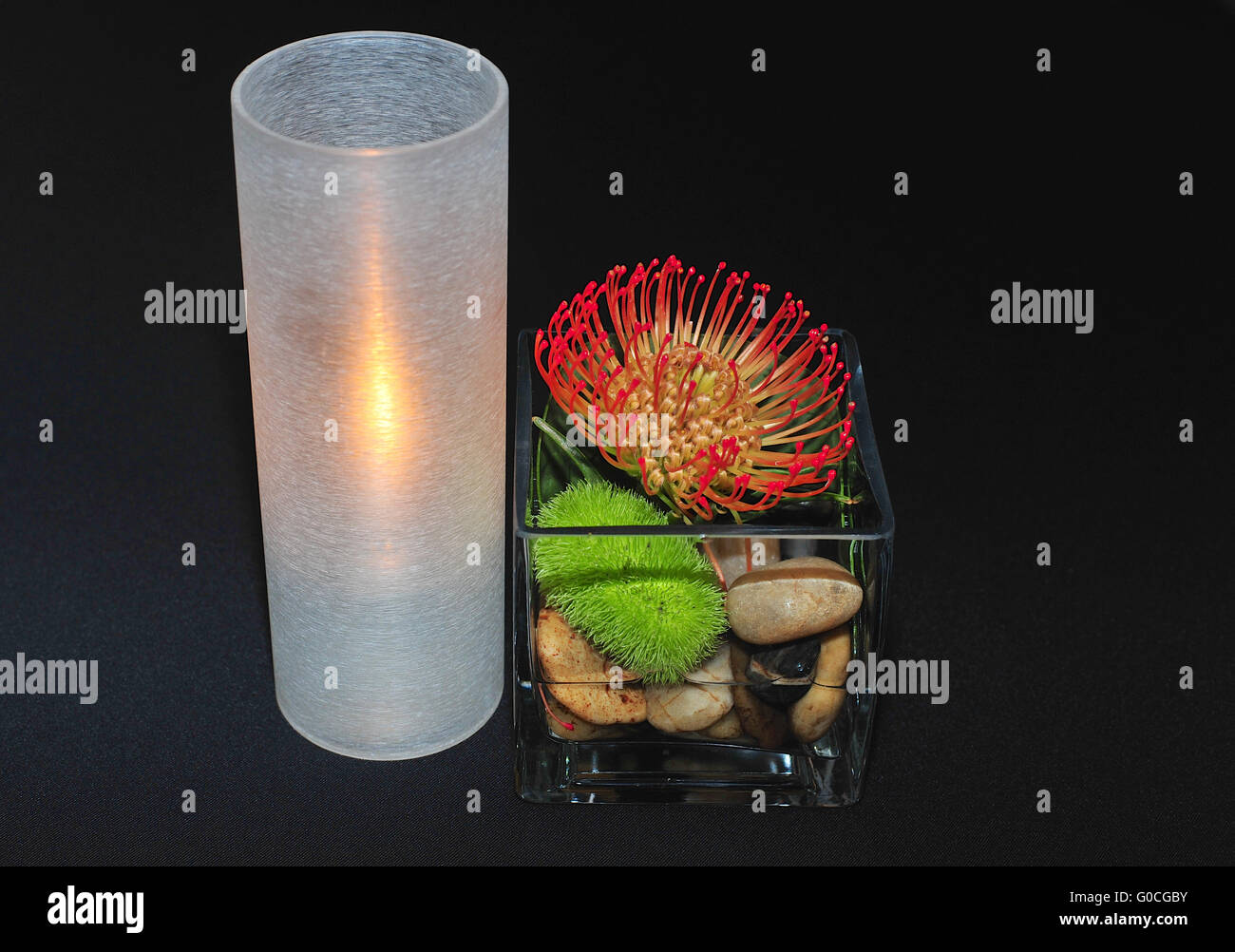 Light stones hi-res stock photography and images - Alamy