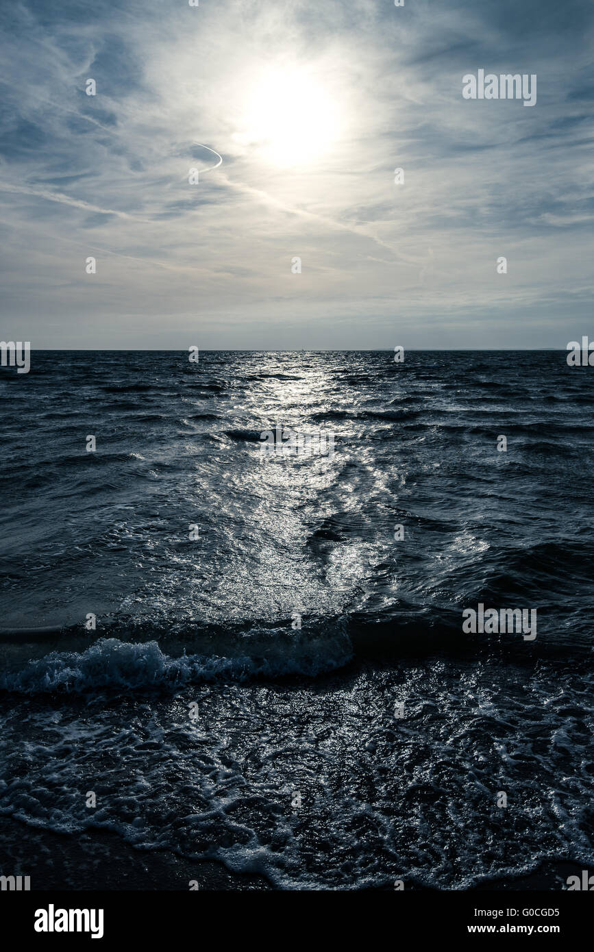 Ocean waves night closeup hi-res stock photography and images - Alamy