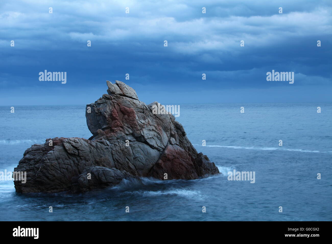 Seascape rock hi-res stock photography and images - Alamy
