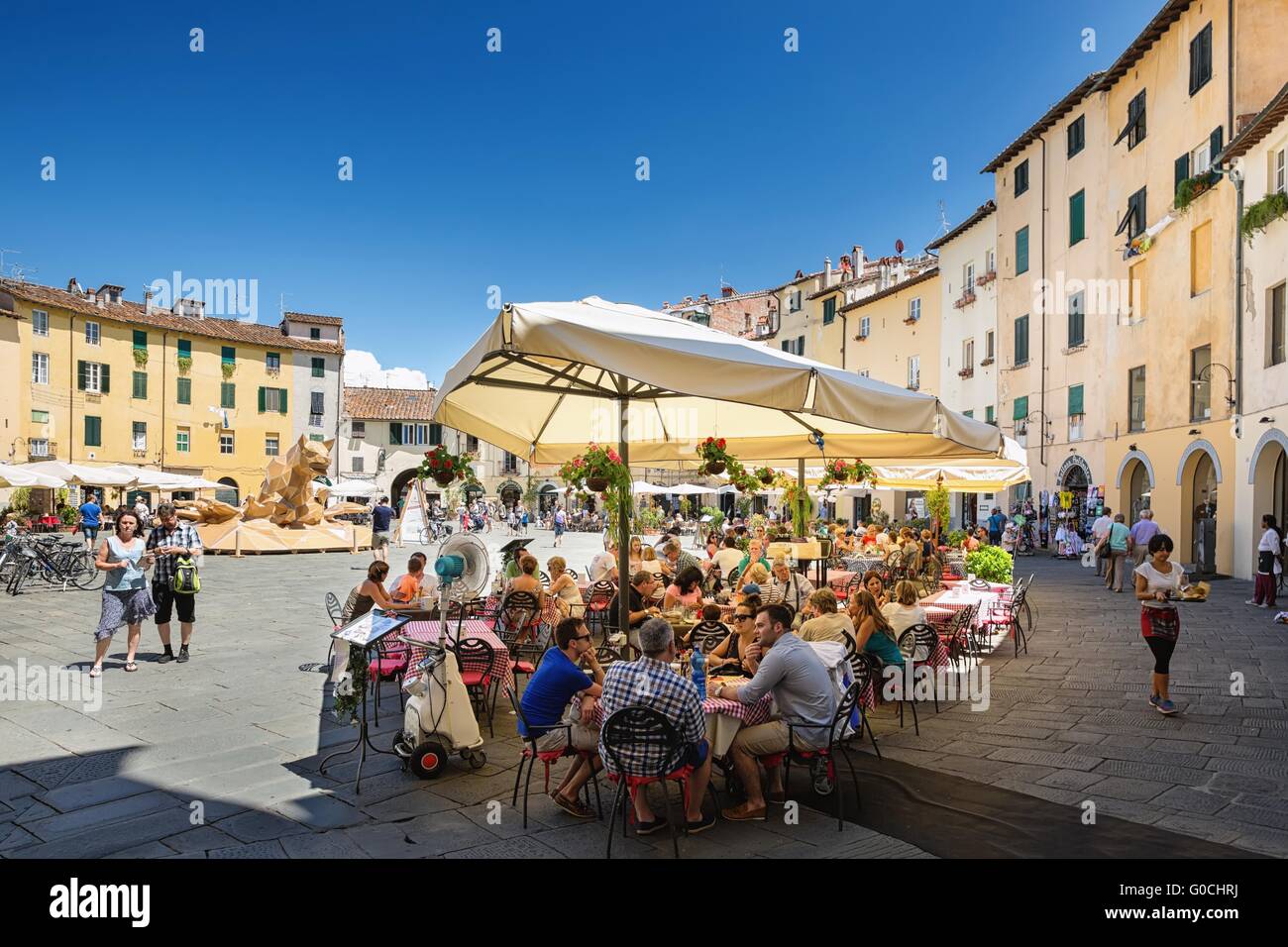 Tuscany june beautiful landmark hi-res stock photography and images - Alamy