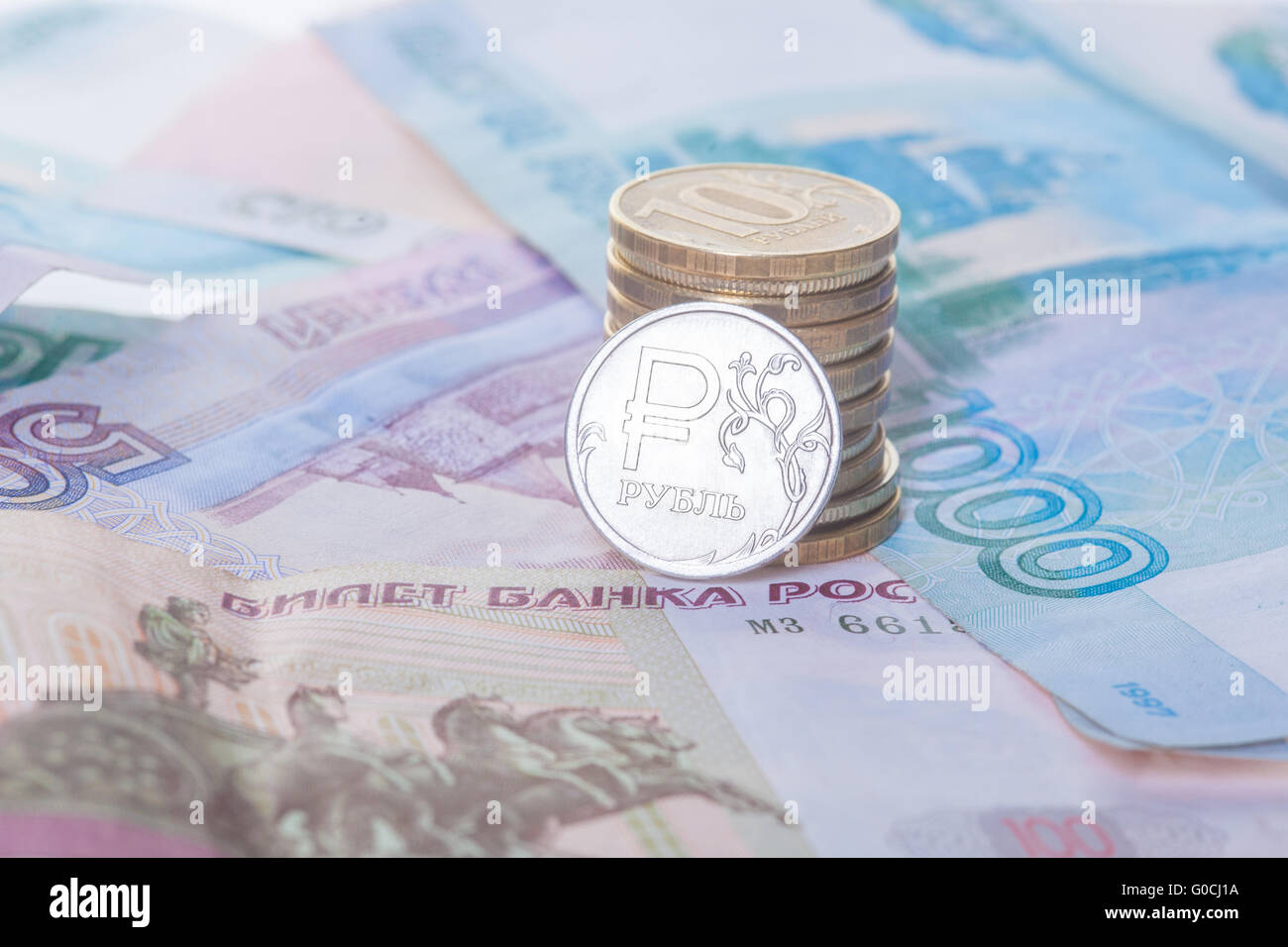 New russian ruble coin and banknotes Stock Photo - Alamy