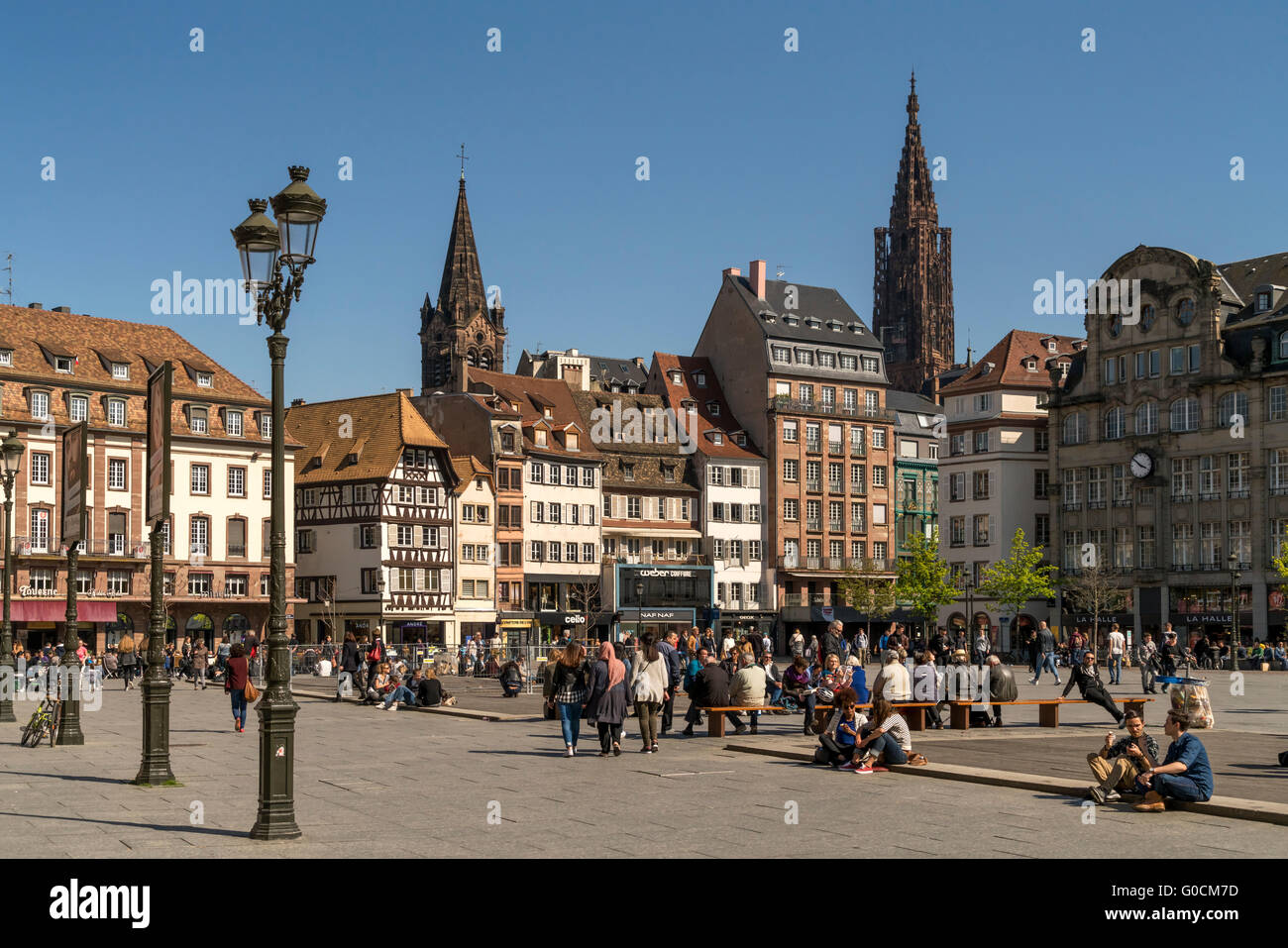 central square Place Kleber in Strasbourg, Alsace, France Stock Photo ...
