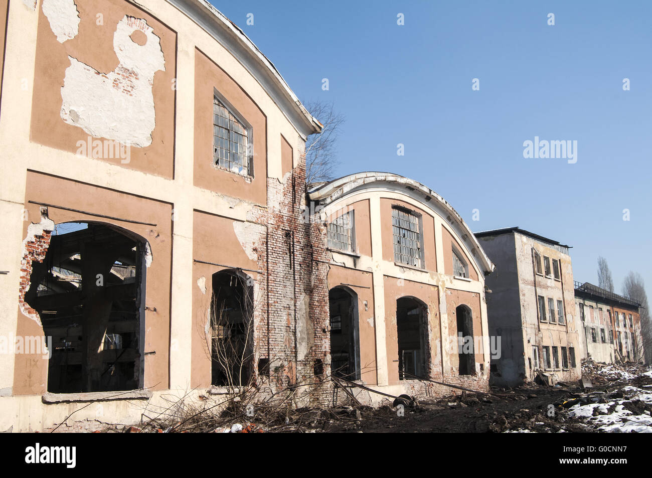 Ruin brick factory hi-res stock photography and images - Alamy