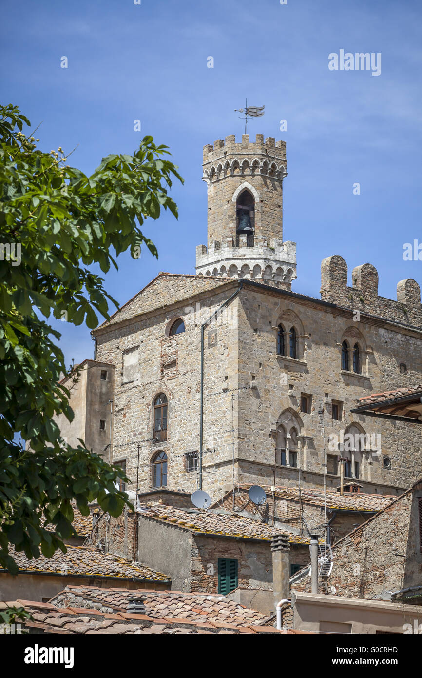 Historic centre of volterra hi-res stock photography and images - Alamy