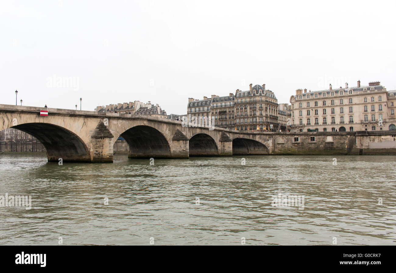 The Pont Royal, famous bridge crossing the river Seine in central Paris ...