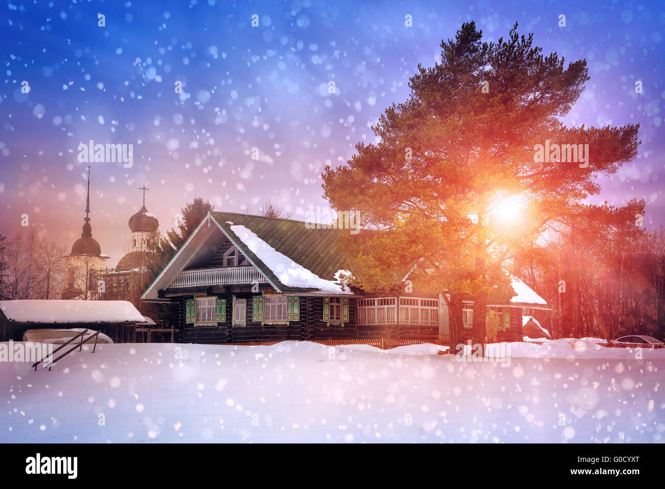 House winter snowing log cabin hi-res stock photography and images - Alamy