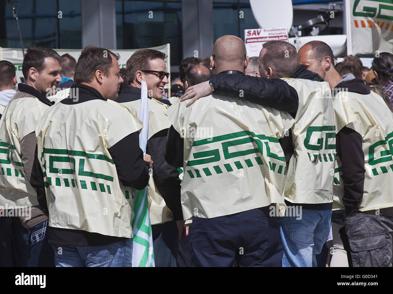 Personnel work on track hi-res stock photography and images - Alamy