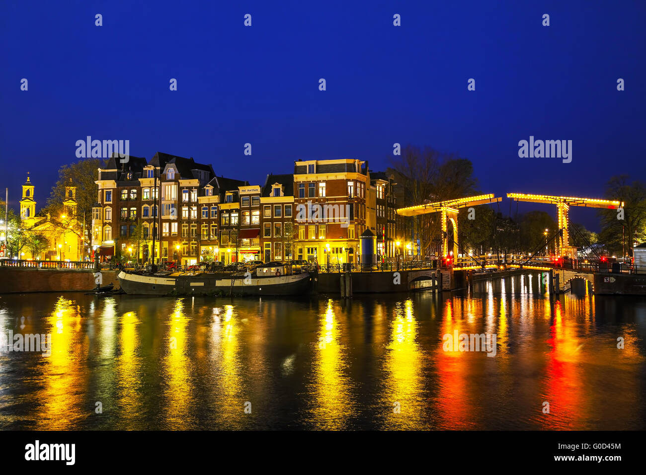 Night city view of Amsterdam, the Netherlands Stock Photo - Alamy