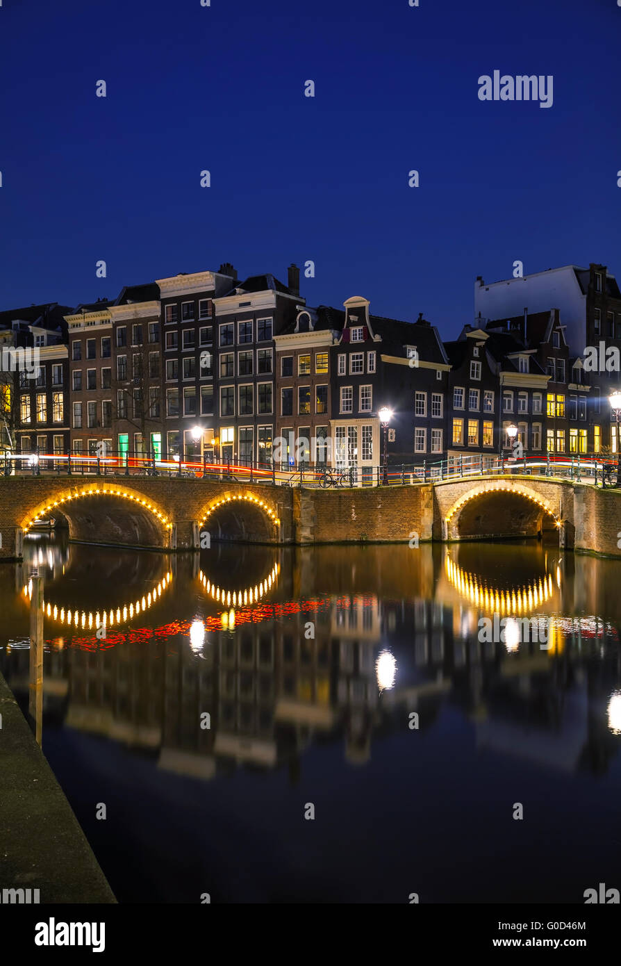 Night city view of Amsterdam, the Netherlands Stock Photo - Alamy