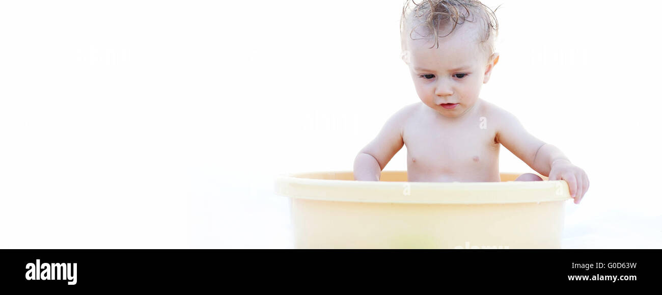 Bathing in a basin hi-res stock photography and images - Alamy