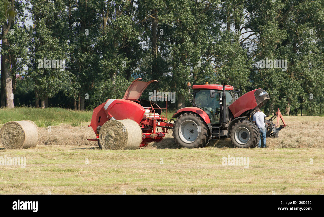 Hay balers hi-res stock photography and images - Alamy