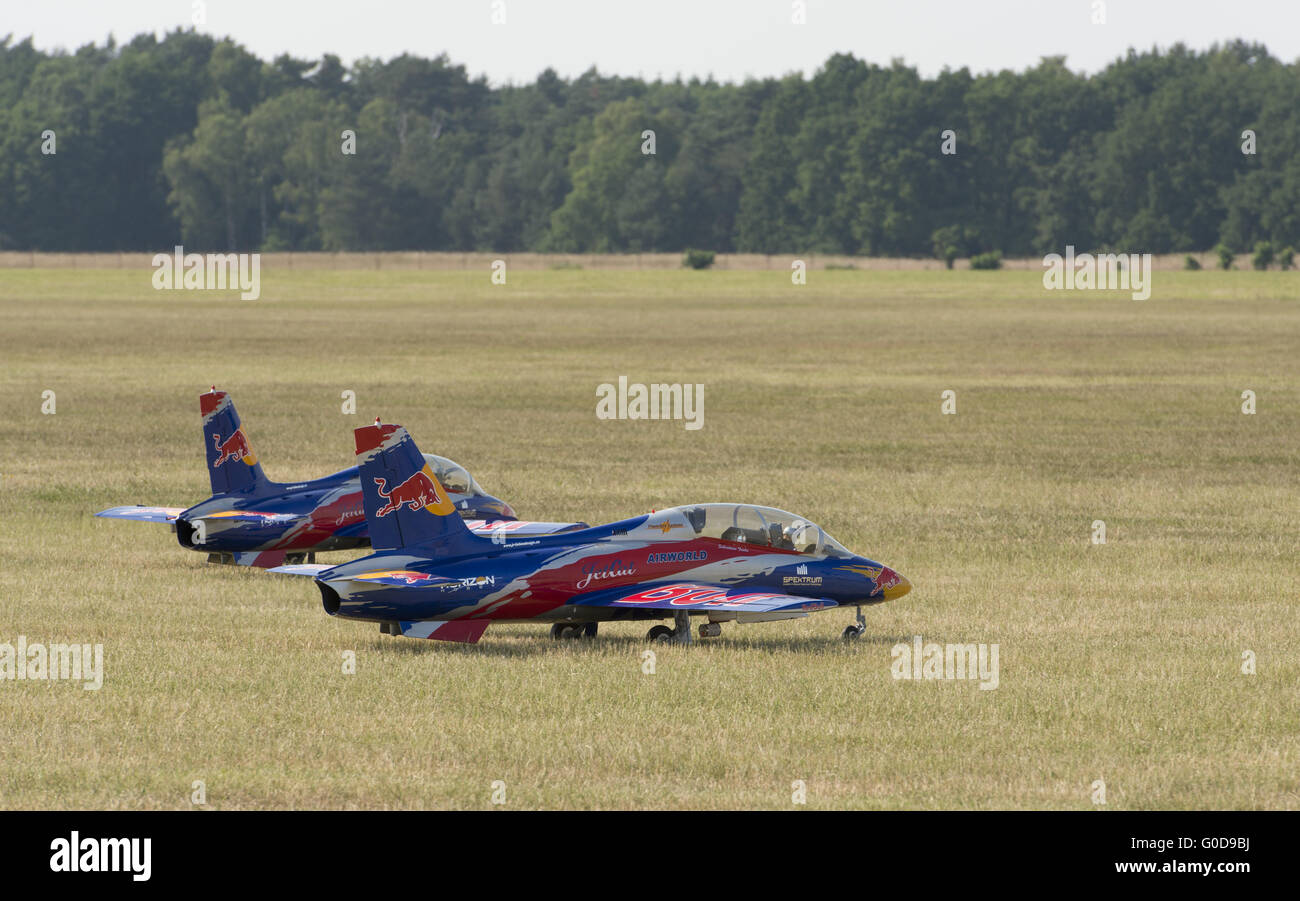 Red bull jet hi-res stock photography and images - Alamy