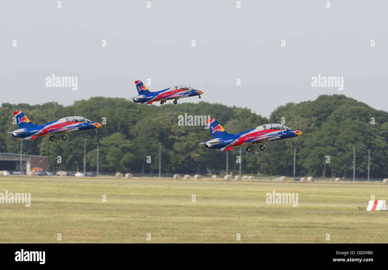 Red bull jet hi-res stock photography and images - Alamy