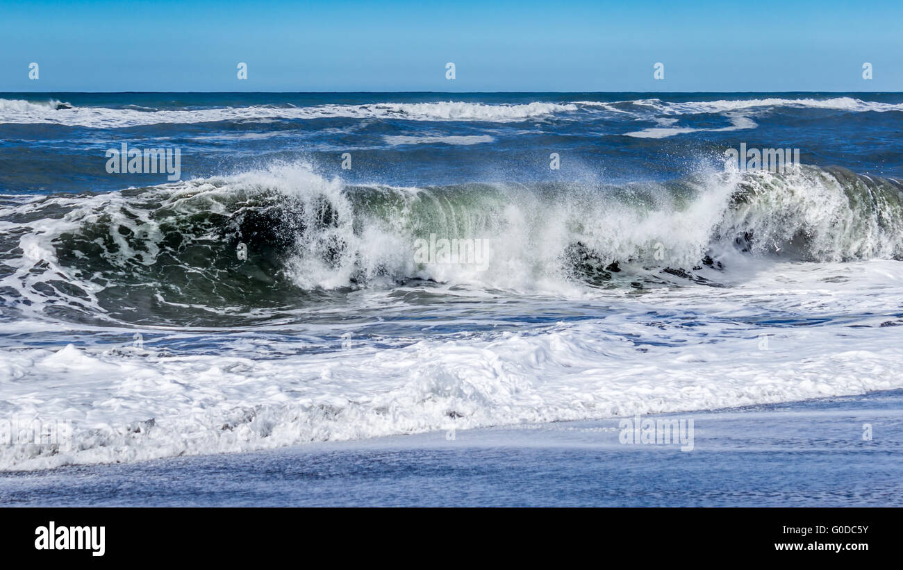 Big wave black and white hi-res stock photography and images - Alamy