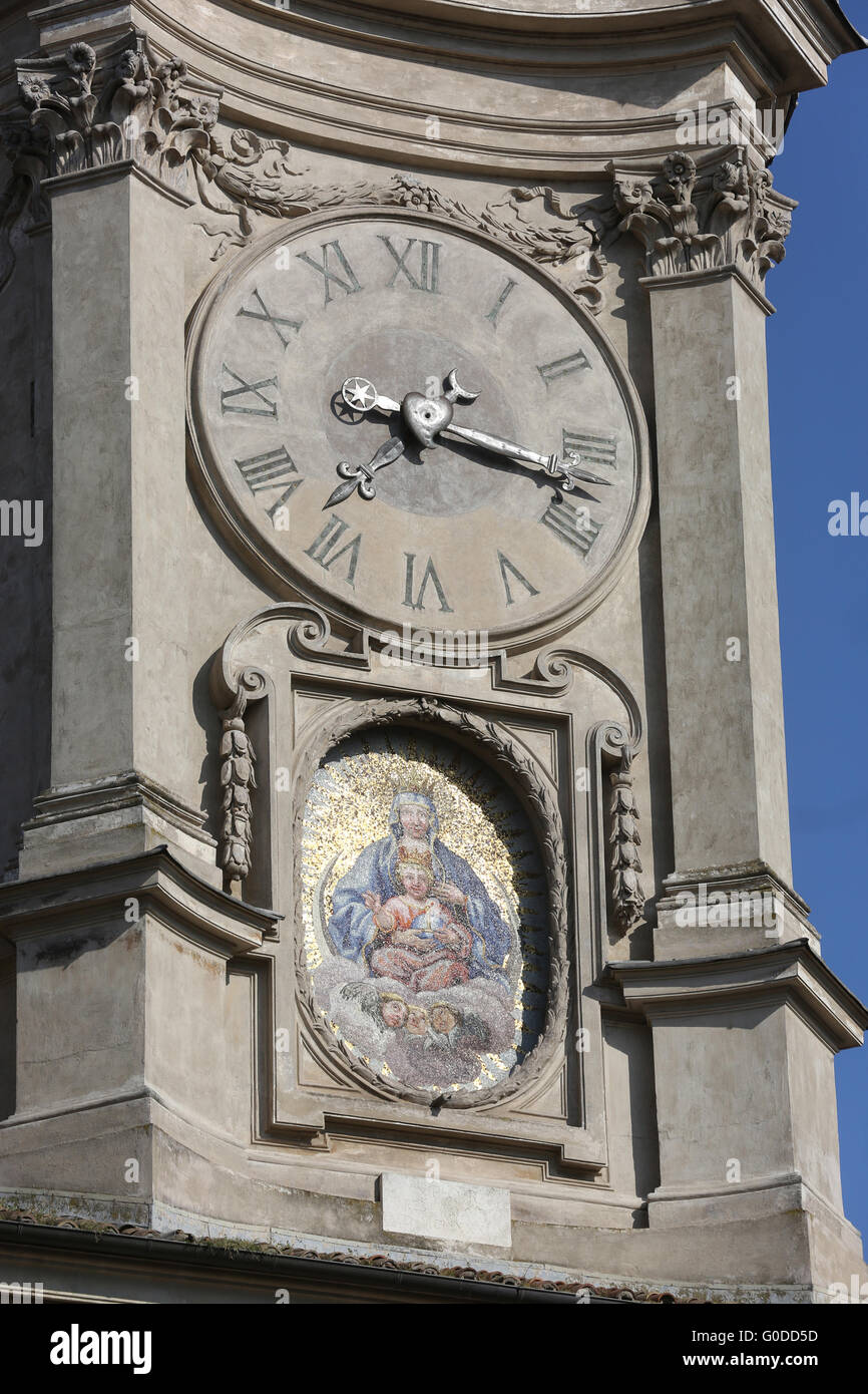 Church clock face hi-res stock photography and images - Alamy