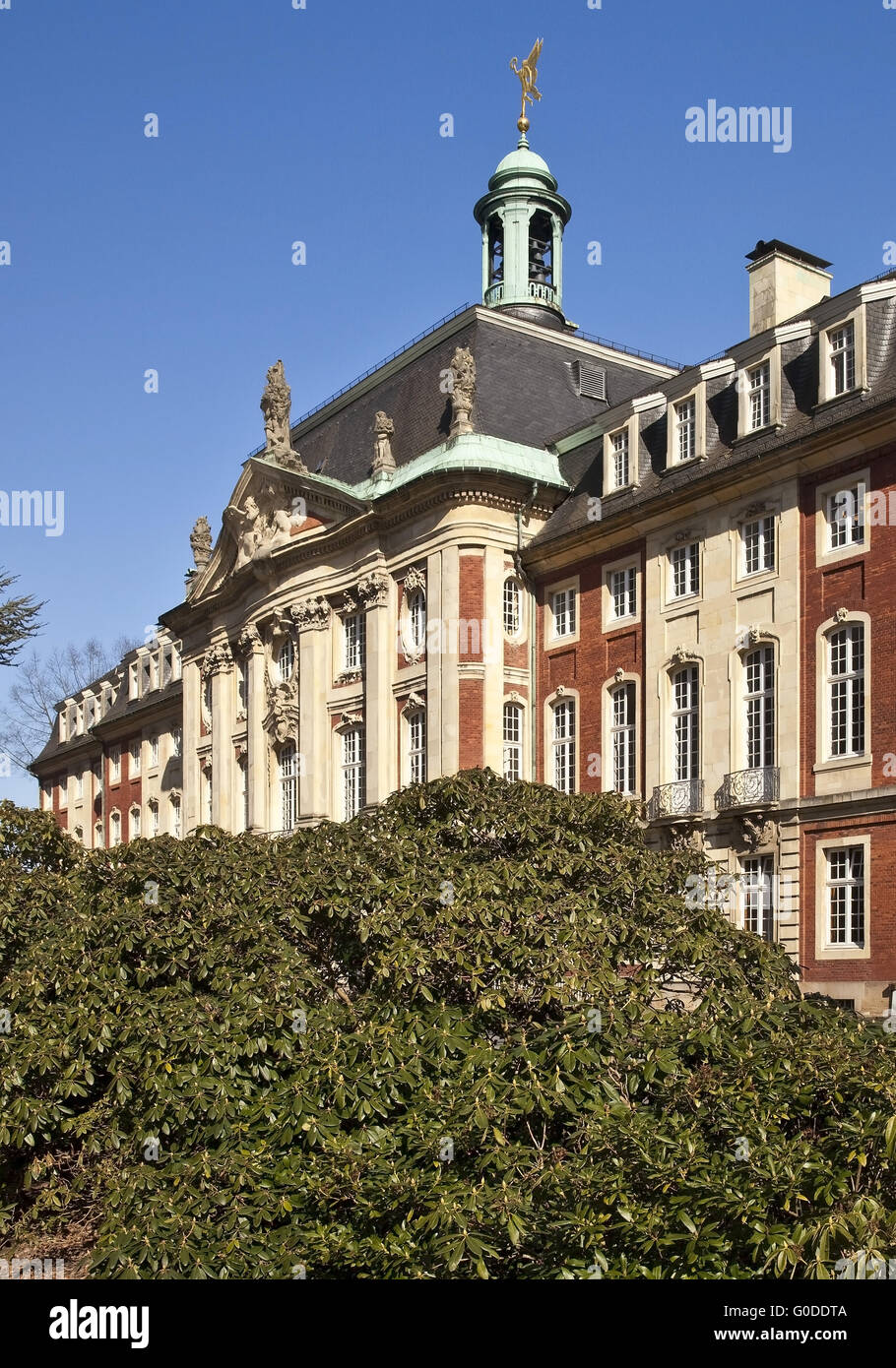 University of Muenster, castle of Muenster Stock Photo - Alamy