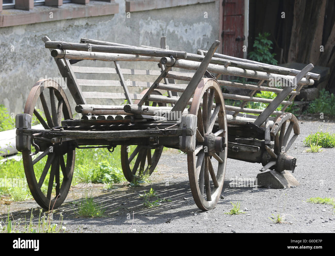 Timber wagon hi-res stock photography and images - Alamy