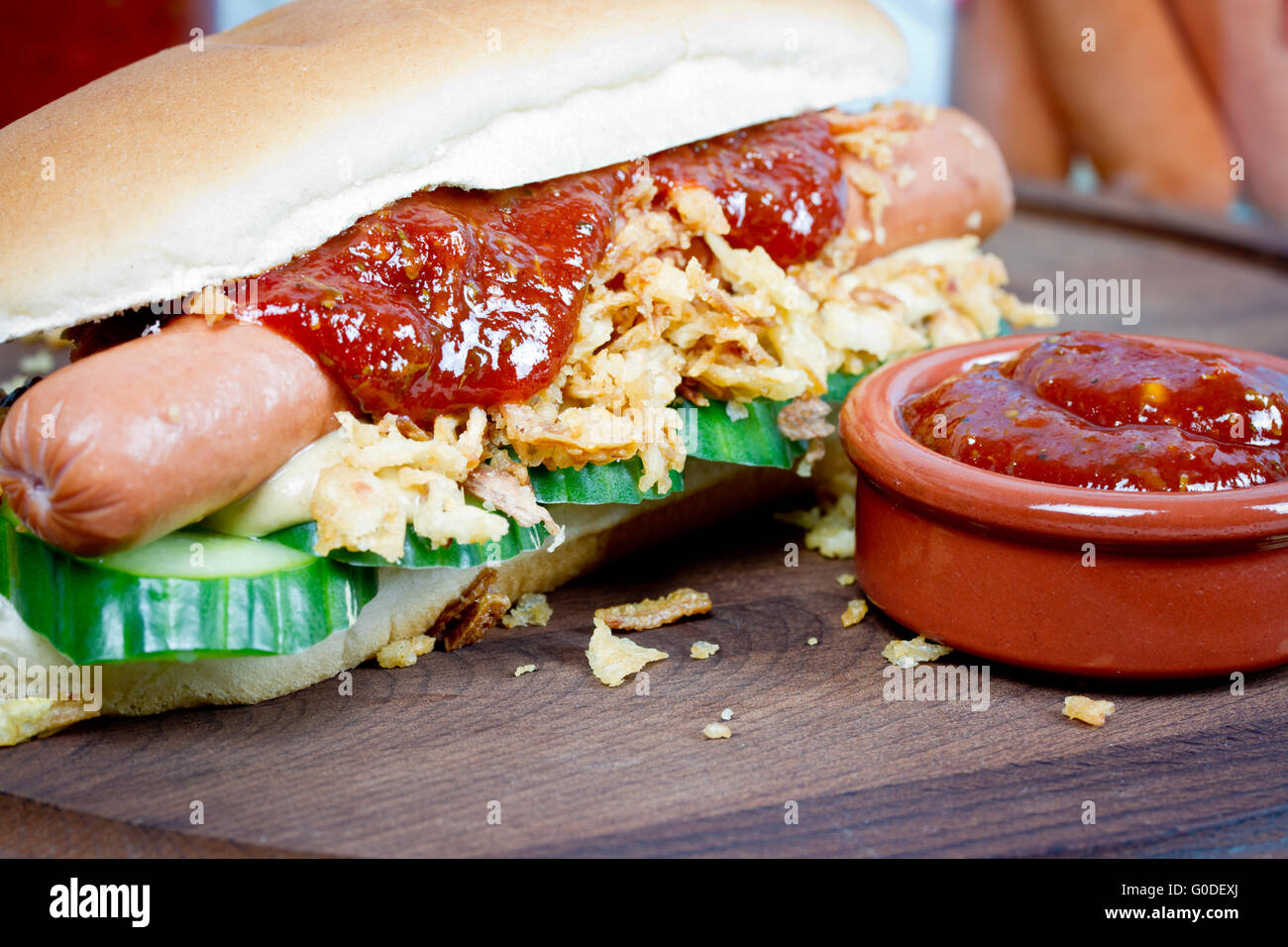 Wurst wurst sandwich sauce hi-res stock photography and images - Alamy
