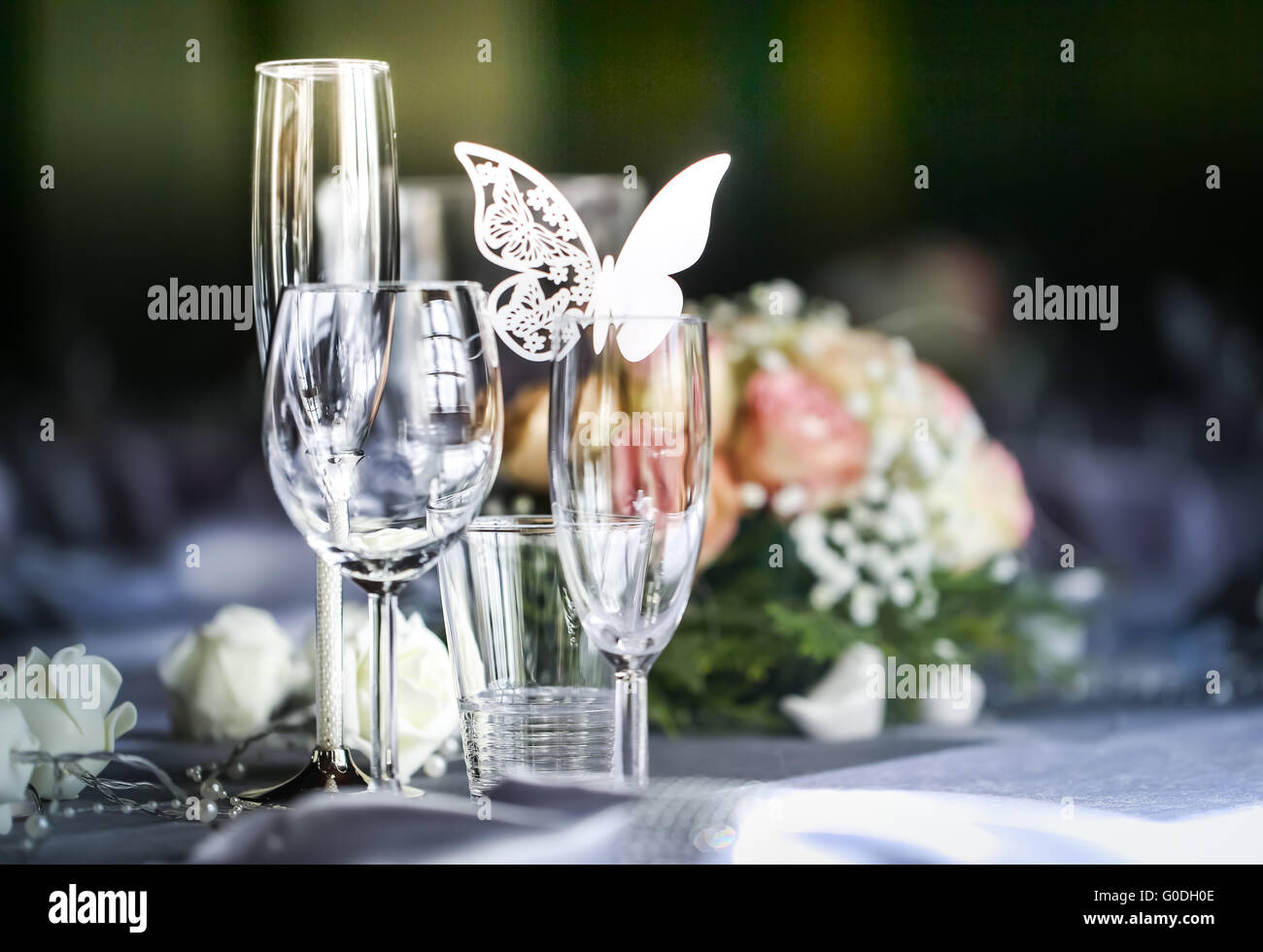 Laid table at a wedding reception Stock Photo - Alamy