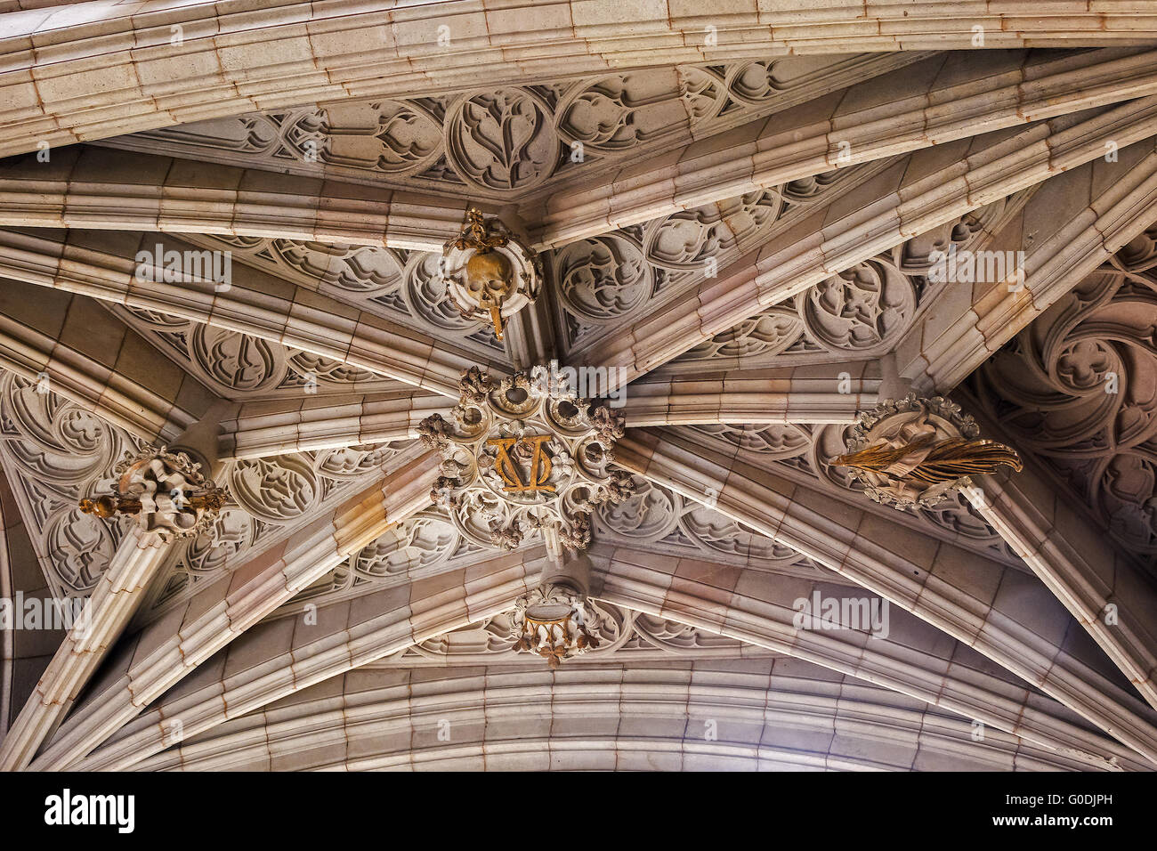Gothic Style Roof Over Carrer del Bisbe Barcelona Stock Photo - Alamy