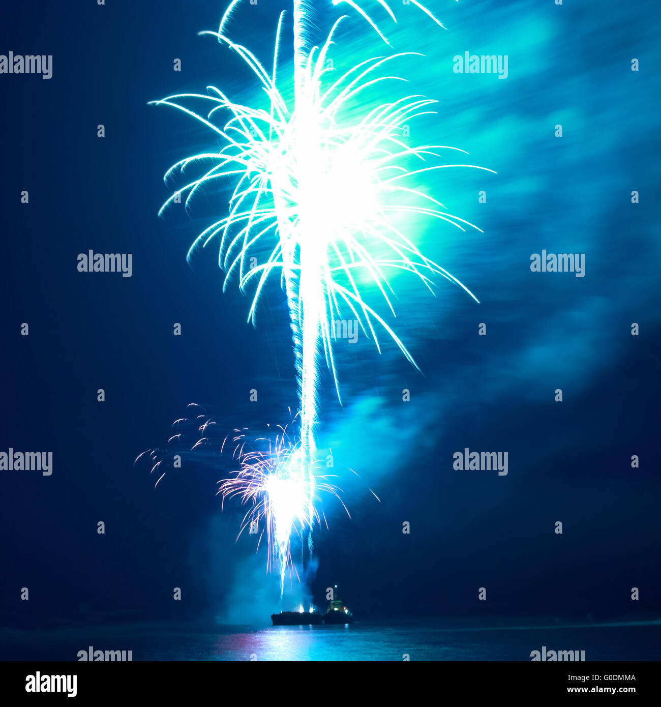 Fireworks smoke hi-res stock photography and images - Alamy