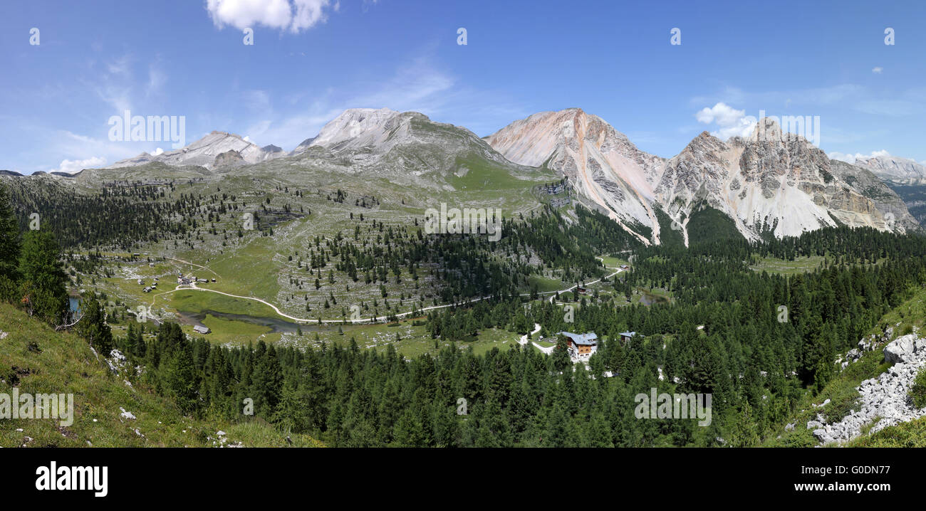 Fanes hutte hi-res stock photography and images - Alamy