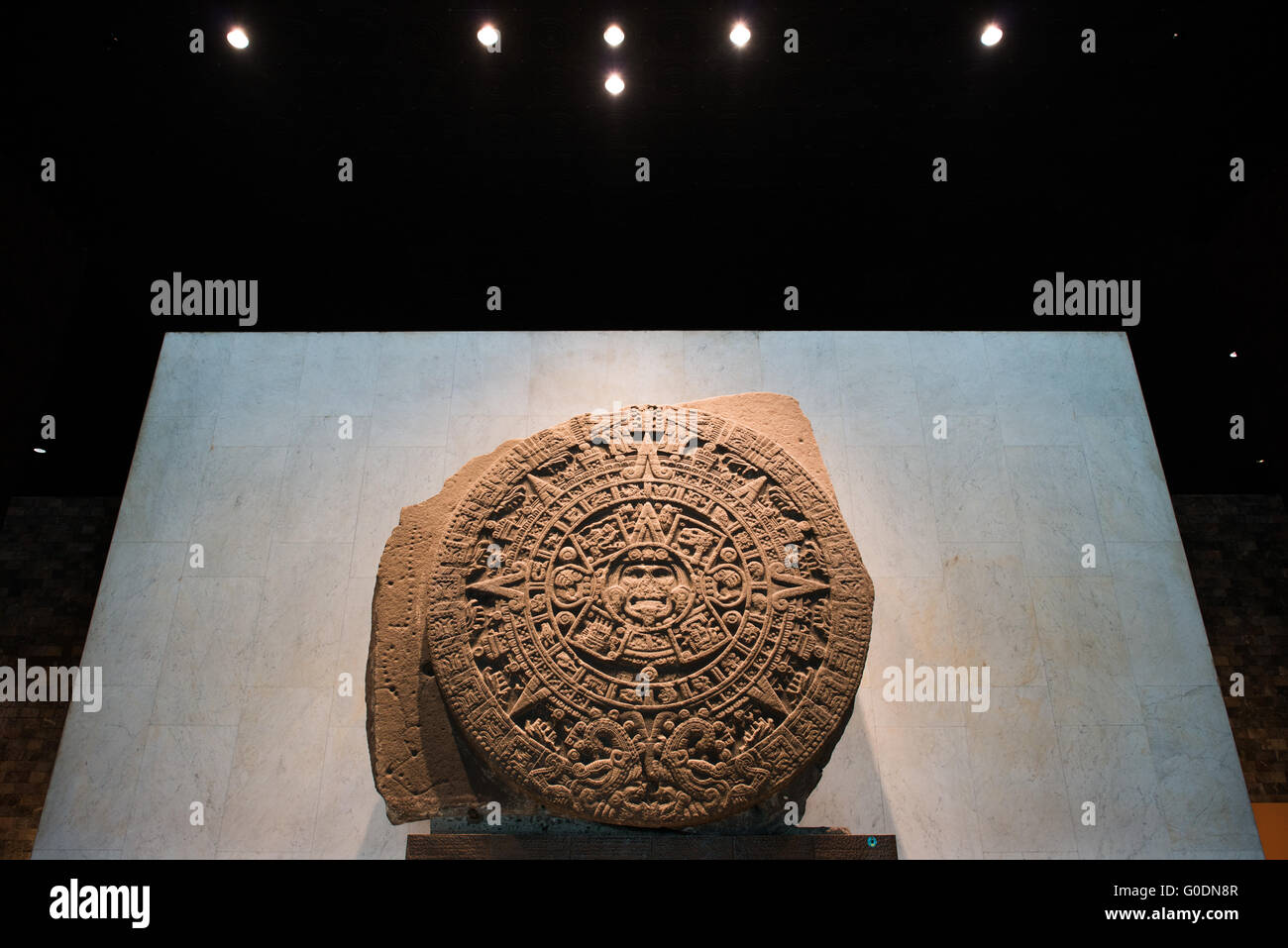 Aztec sun stone day signs hi-res stock photography and images - Alamy
