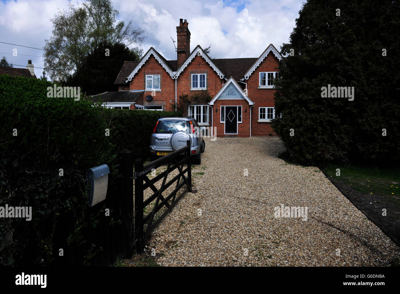 The Old Post Office, Mortimer Common, Reading, Berkshire, England Stock ...