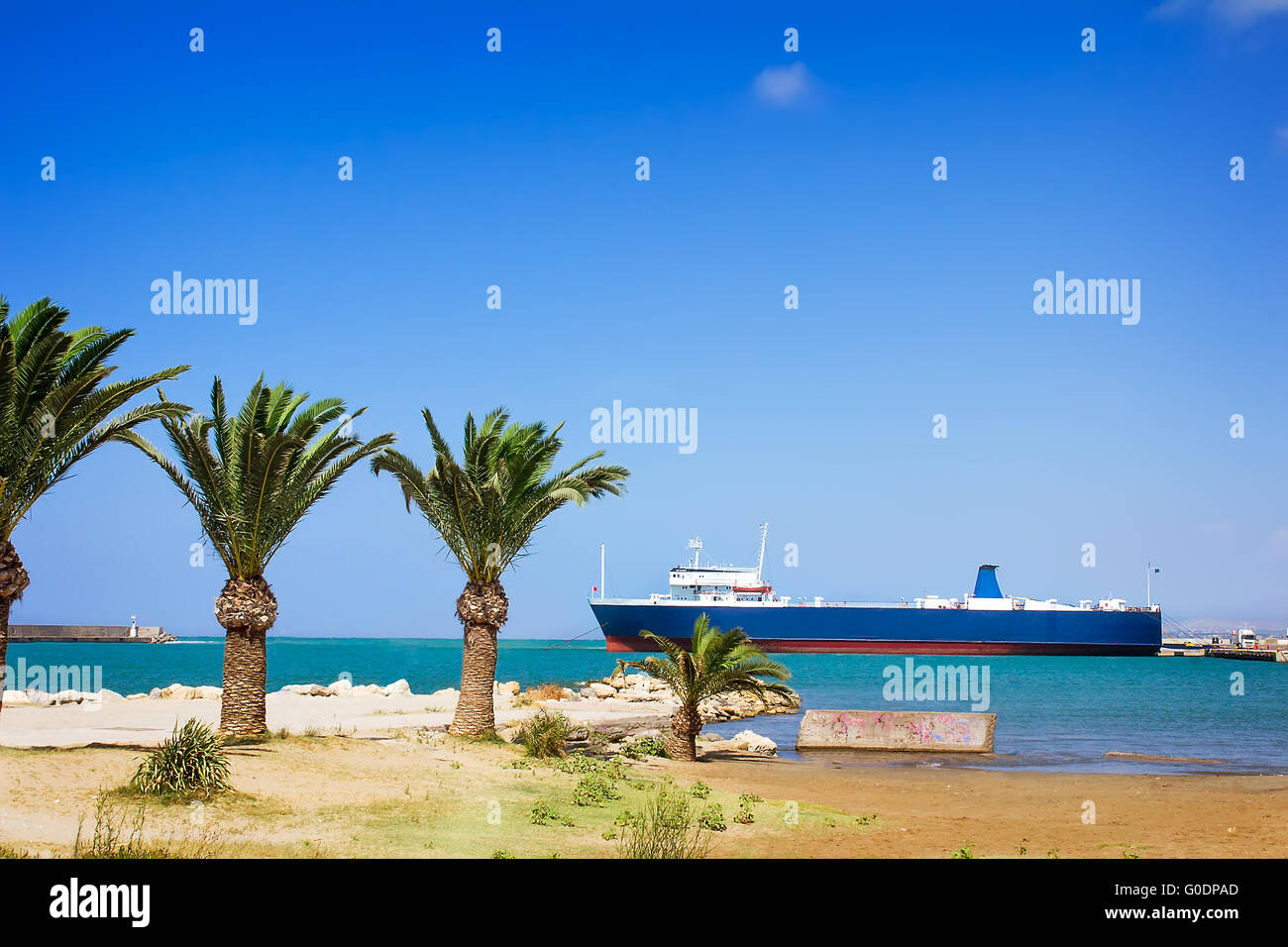 Landscape: views of the port and the ship in the t Stock Photo - Alamy