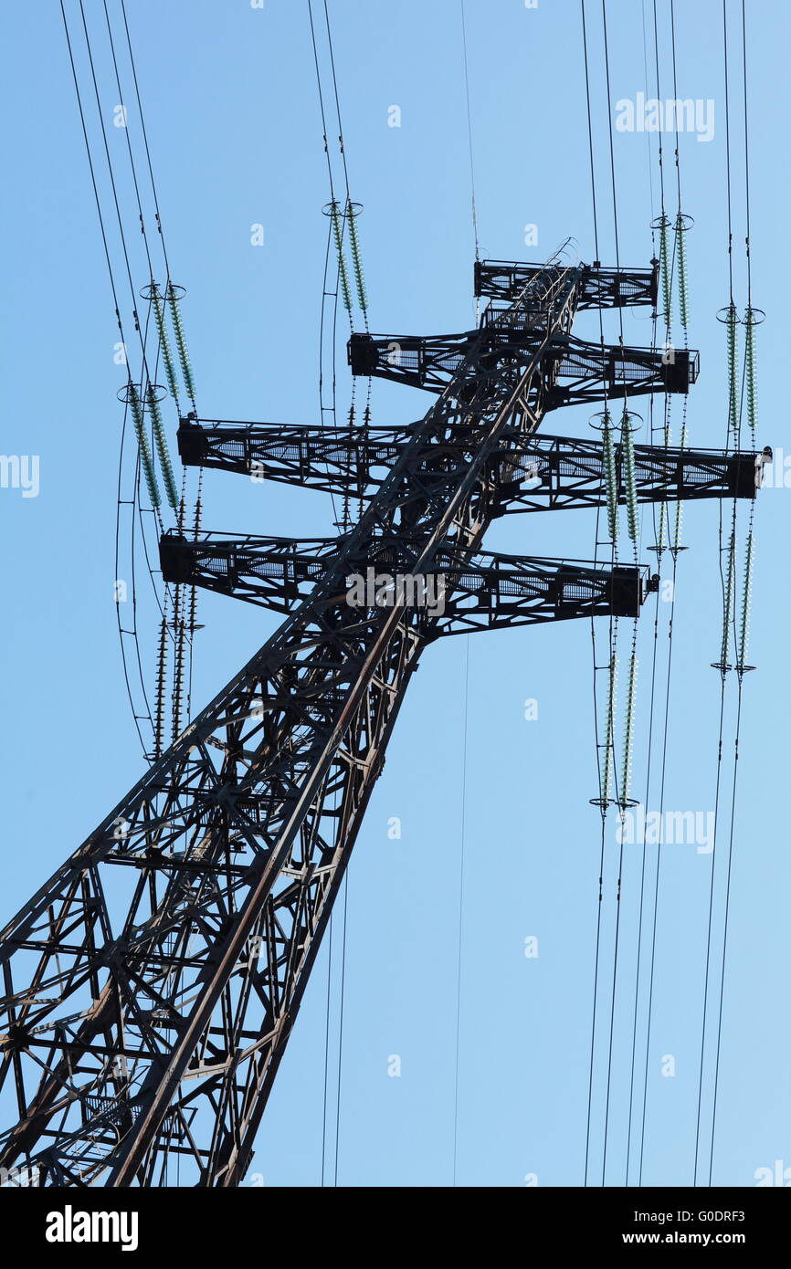 Pylons wire hi-res stock photography and images - Alamy