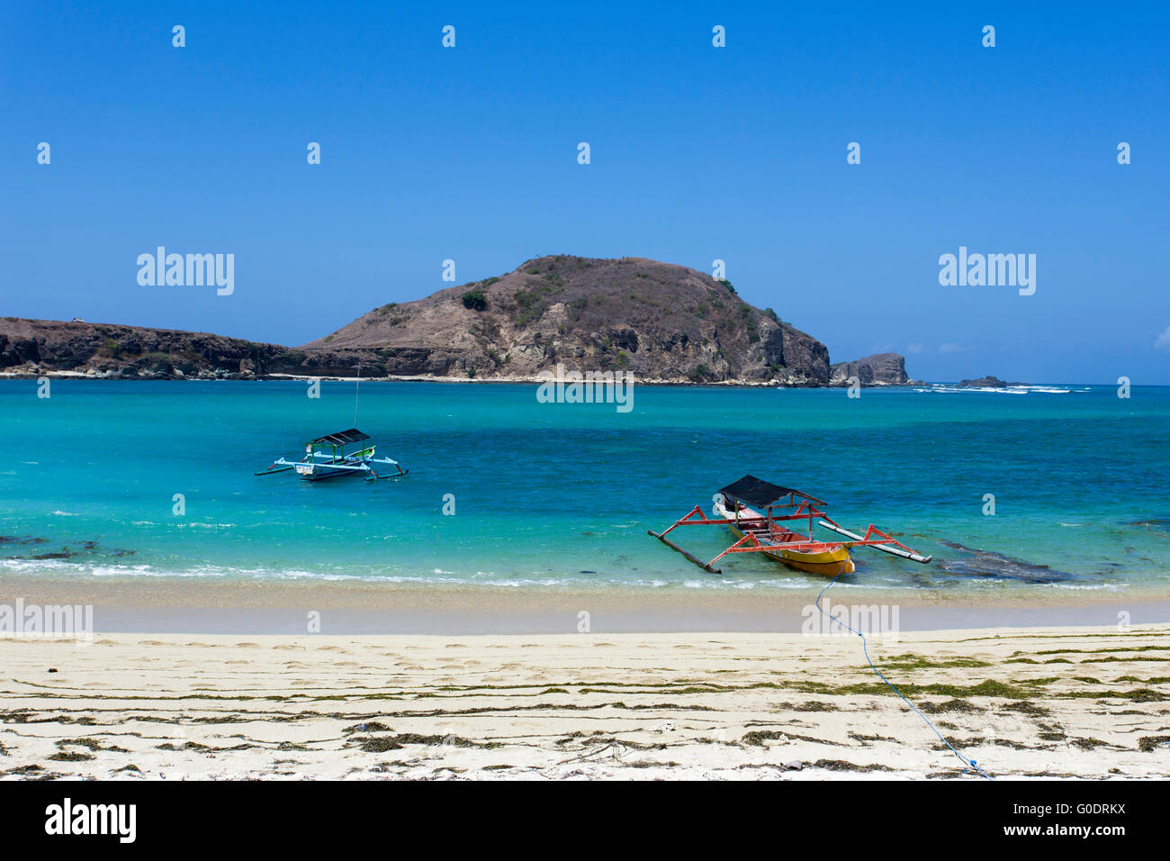 Pink beach on komodo island hi-res stock photography and images - Alamy