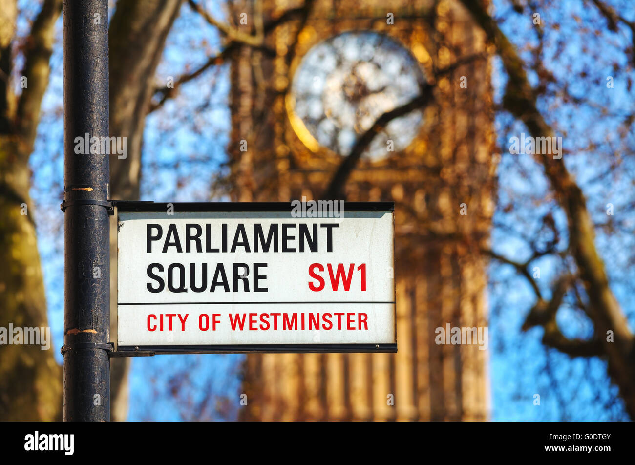 Street sign parliament square london hi-res stock photography and ...