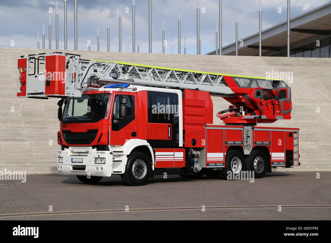 Fire truck aerial ladder fire hi-res stock photography and images - Alamy
