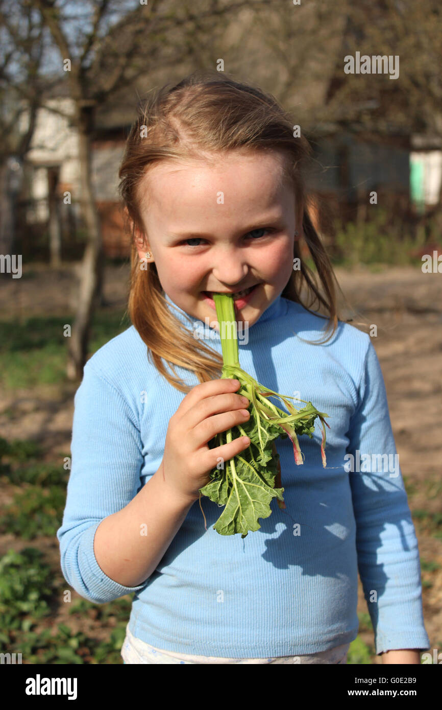 Girl chewing hi-res stock photography and images - Alamy