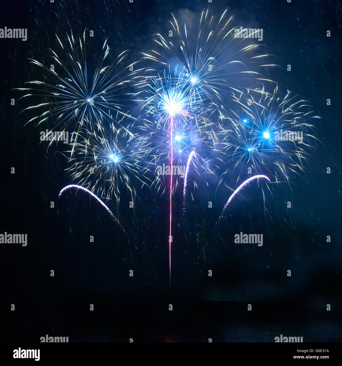 Party smoke hi-res stock photography and images - Alamy