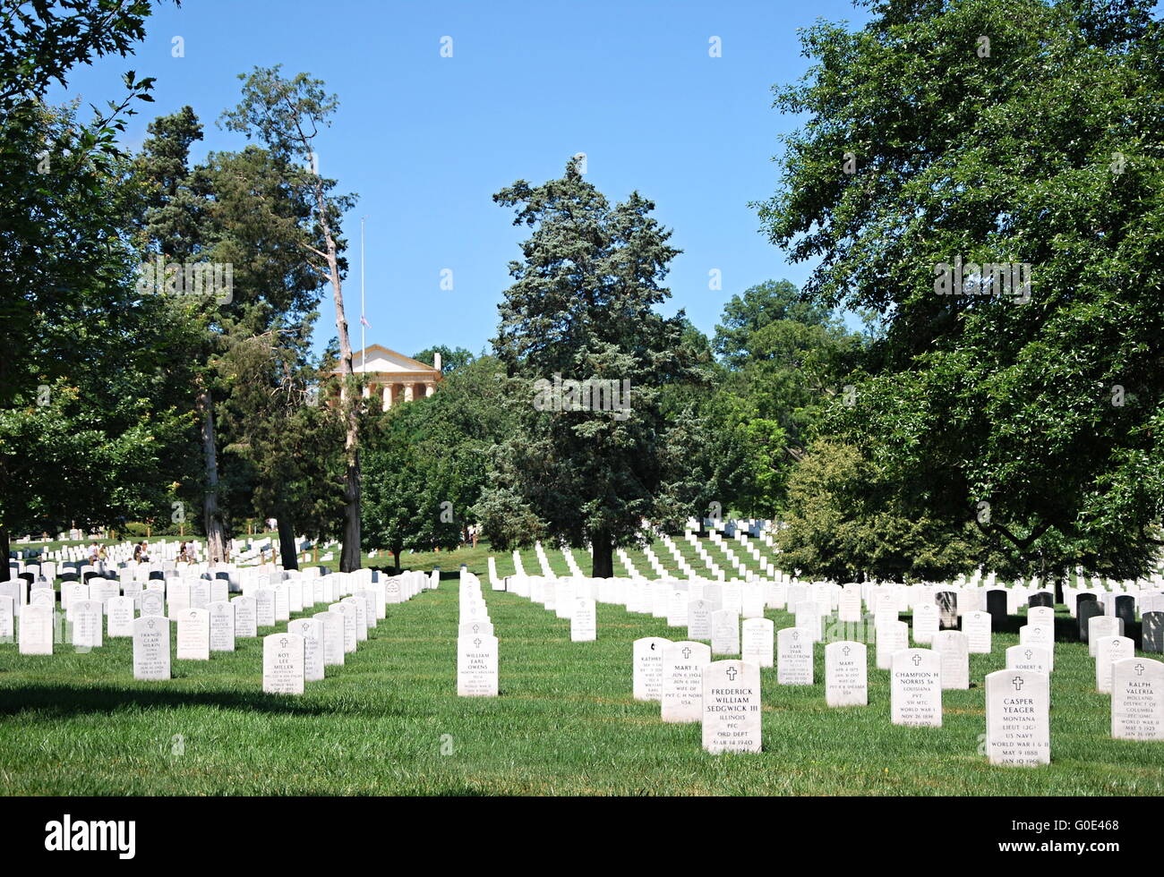 North america cemeteries hi-res stock photography and images - Alamy
