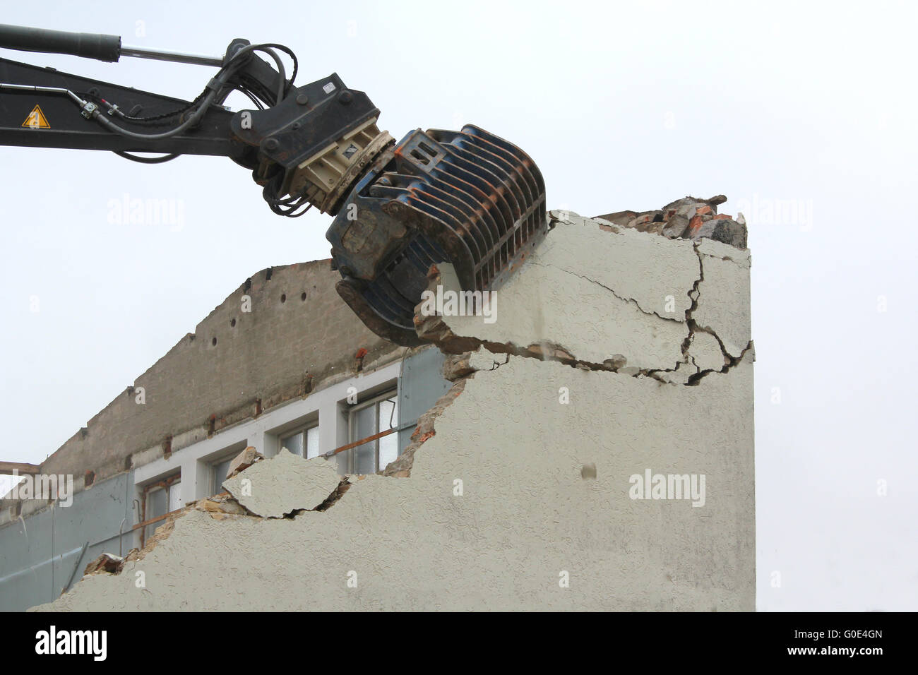 Demolition of a building Stock Photo - Alamy