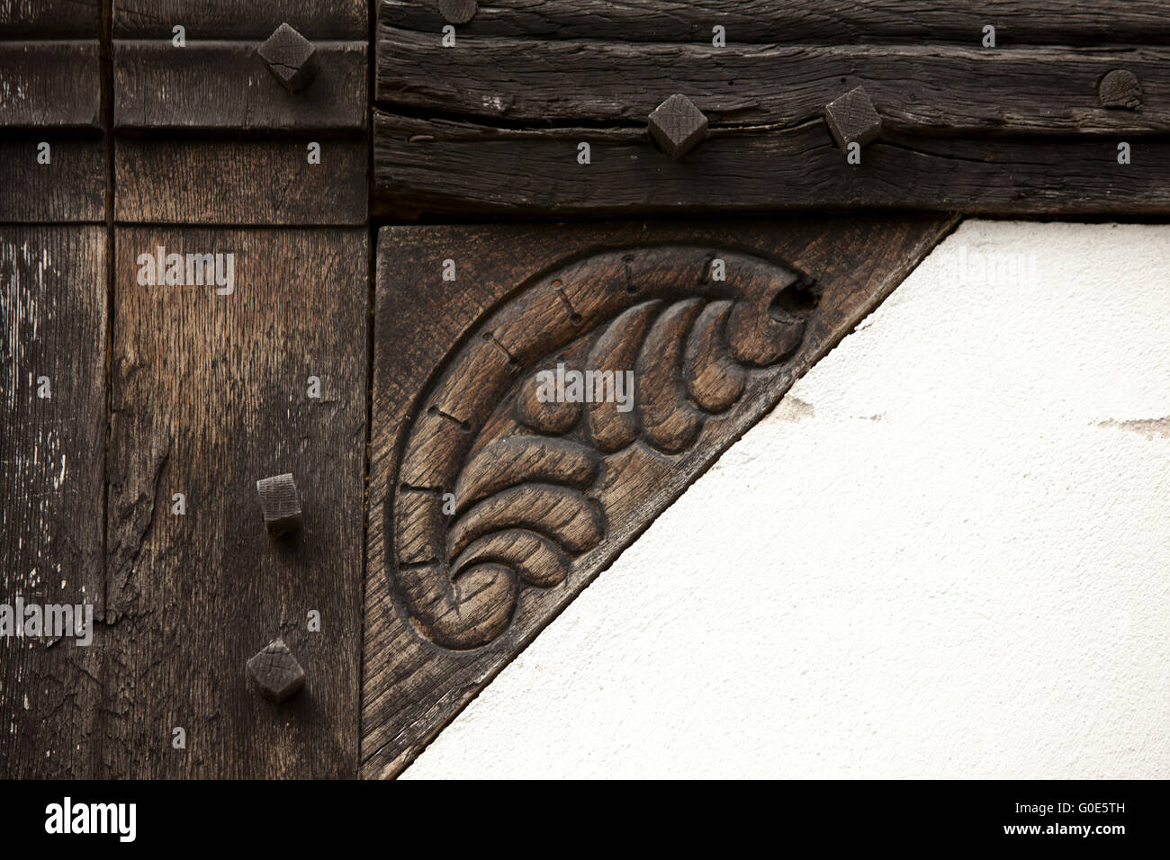 Timber trusses hi-res stock photography and images - Alamy