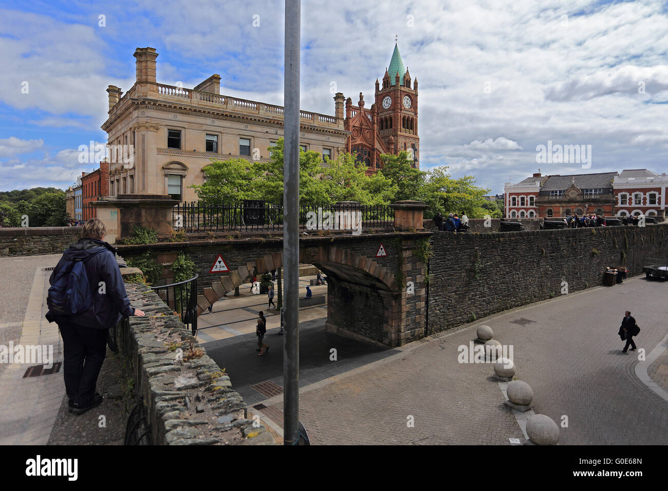 Derry town hall hi-res stock photography and images - Alamy