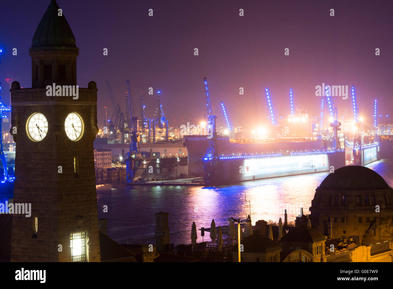 Port light building hi-res stock photography and images - Alamy