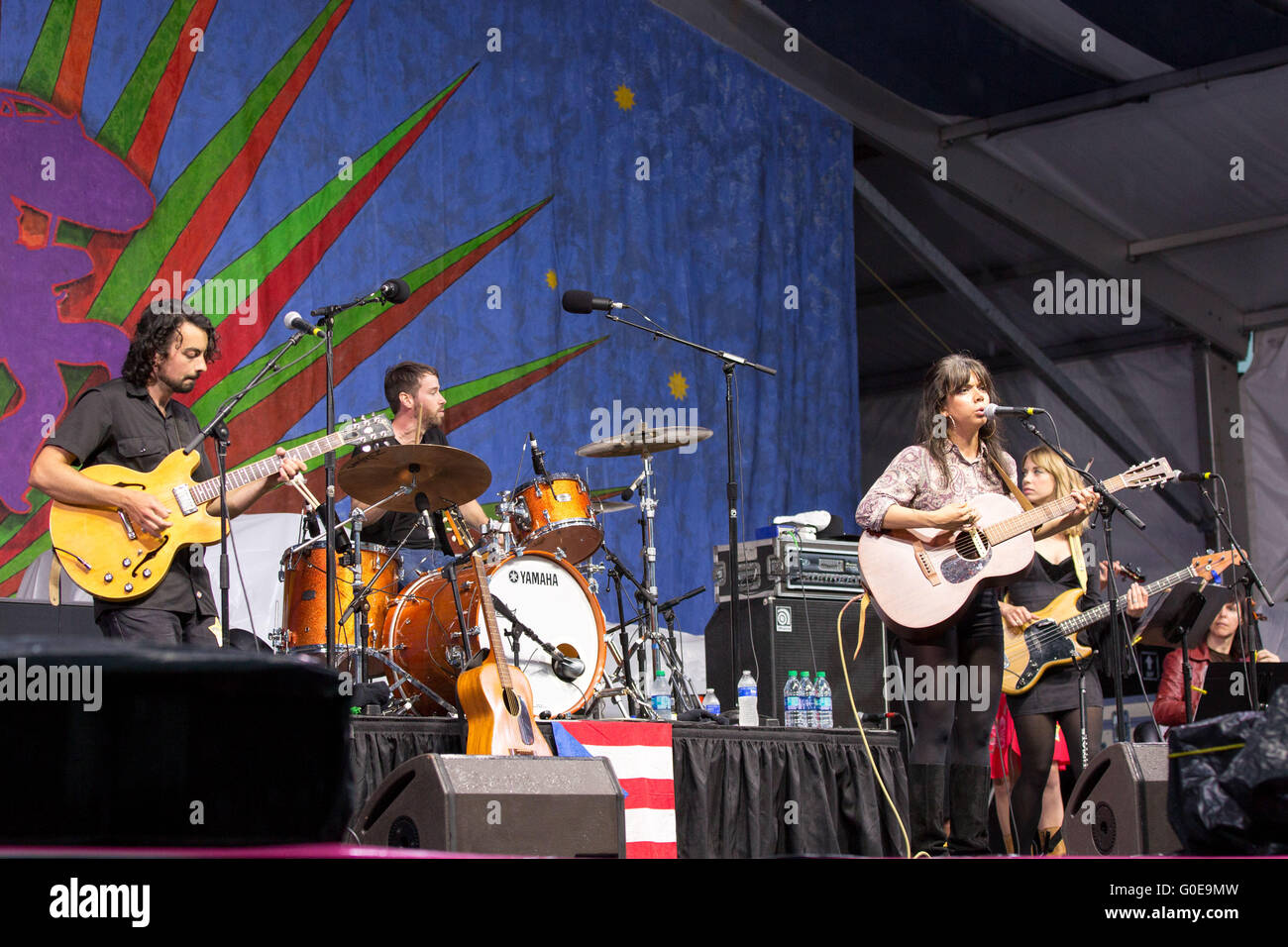 Hurray for the riff raff band hi-res stock photography and images - Alamy