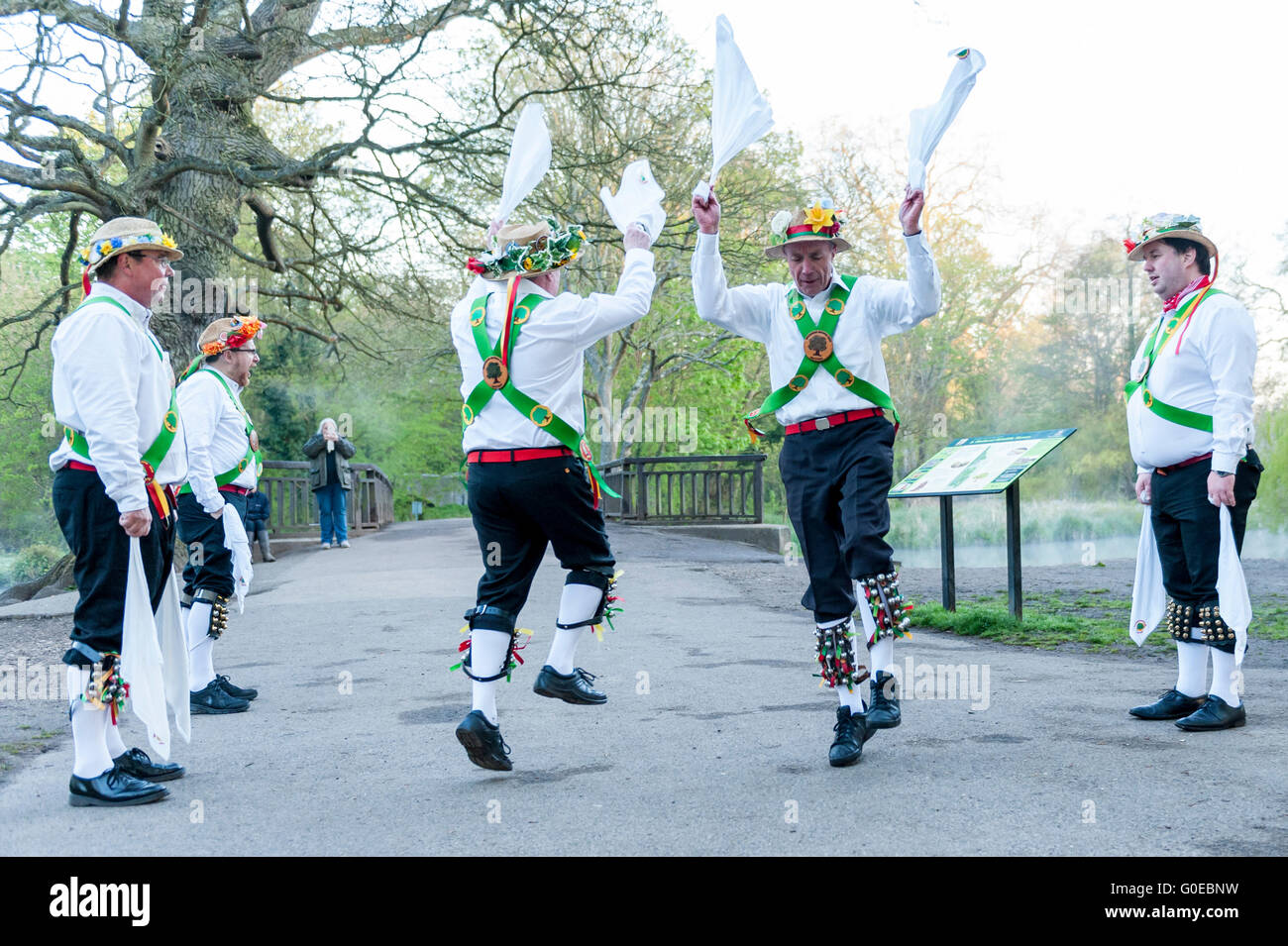 Woodside morris men watford hi-res stock photography and images - Alamy