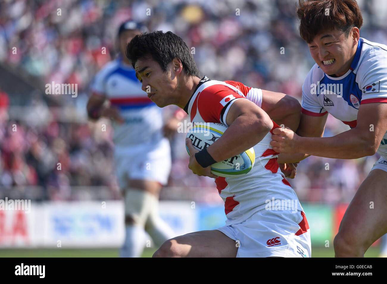 NHK SPRING Mitsuzawa Football Stadium, Kanagawa, Japan. 30th Apr, 2016. Kentaro Kodama (JPN ...