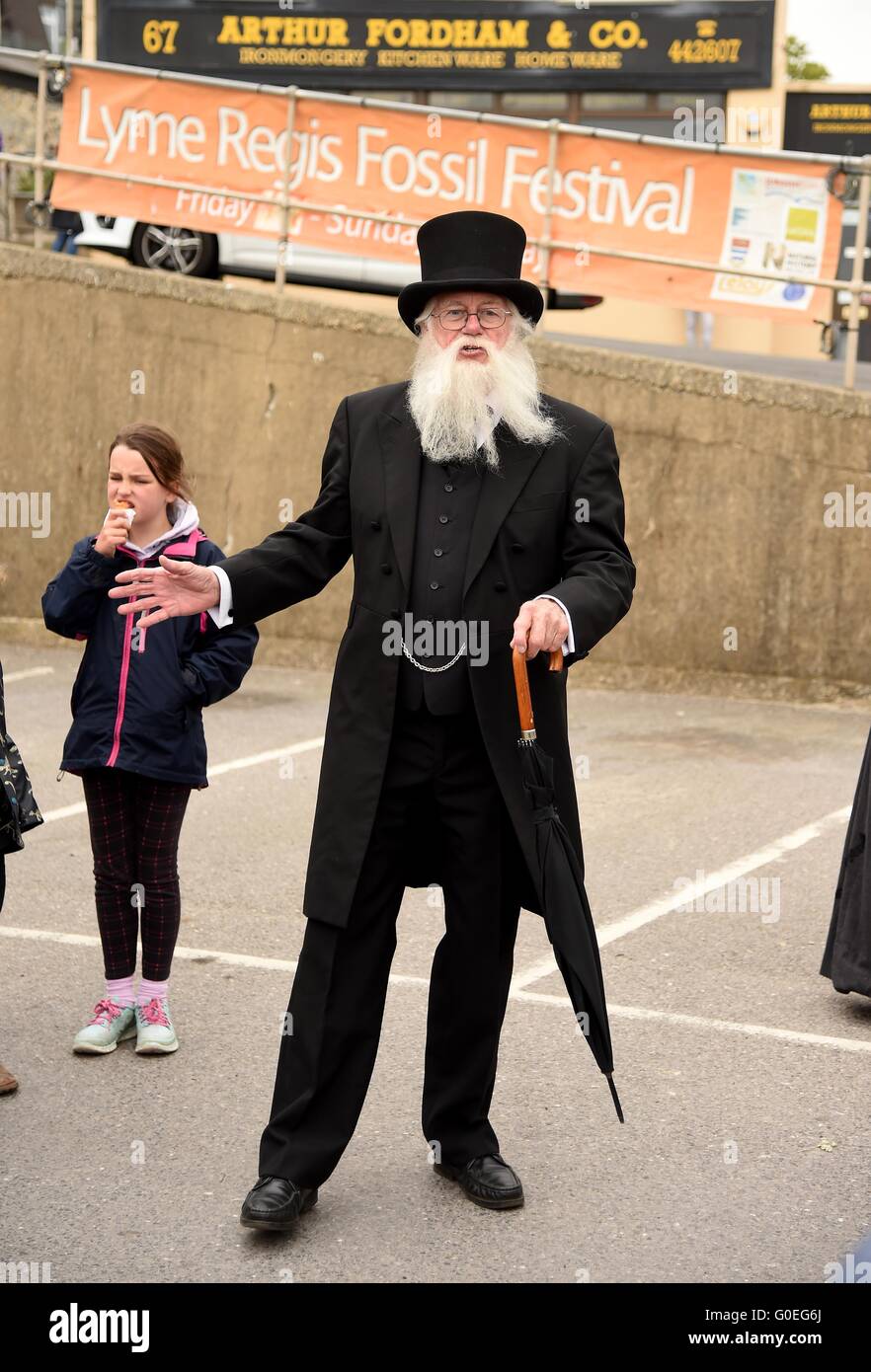 "Lyme Regis Fossil Festival", actor portraying Charles Darwin, Dorset ...