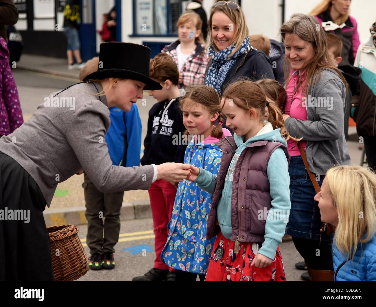 "Lyme Regis Fossil Festival", actor portraying Mary Anning, Dorset ...